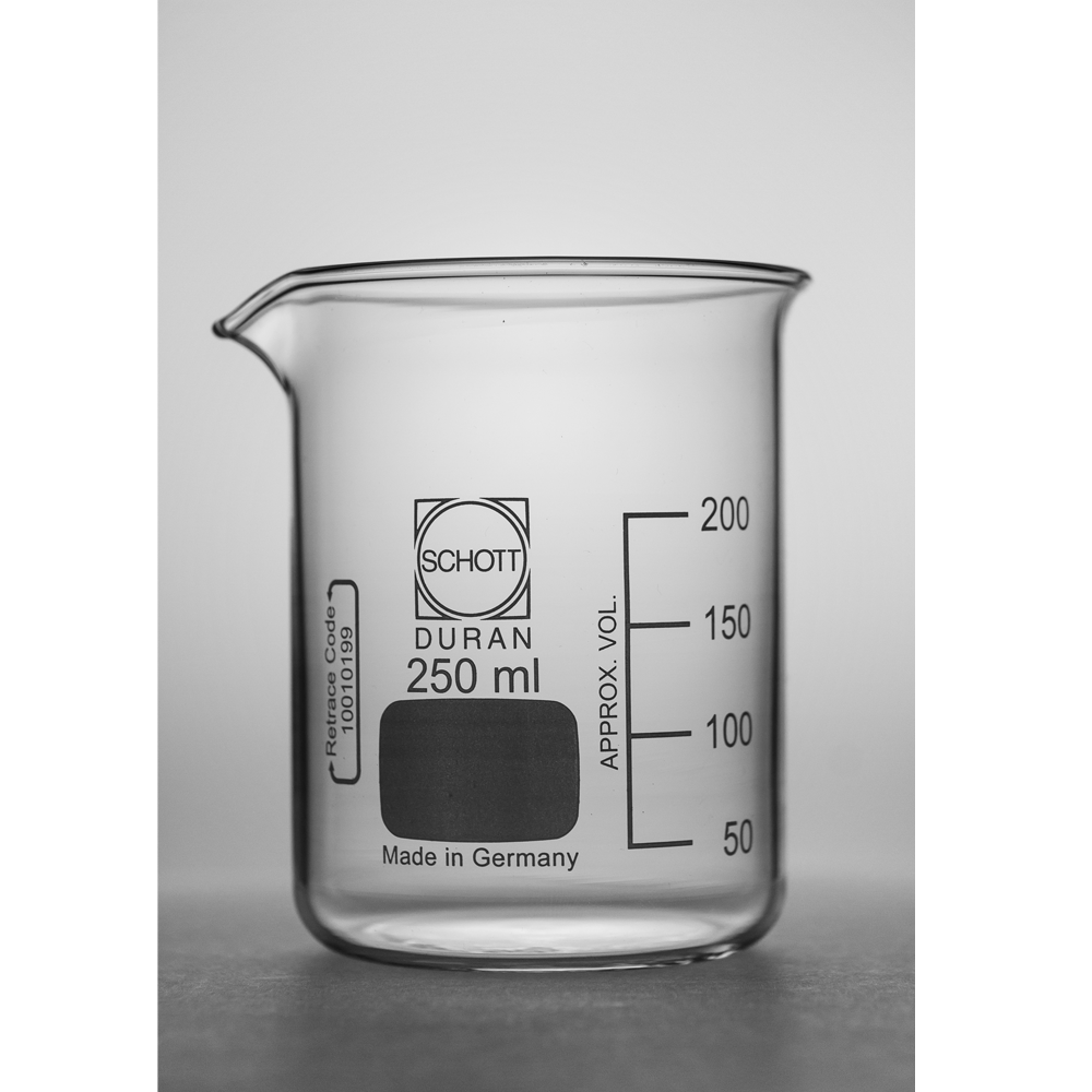 Short form glass beaker, Duran – Appleton Woods | UK Lab Supplies